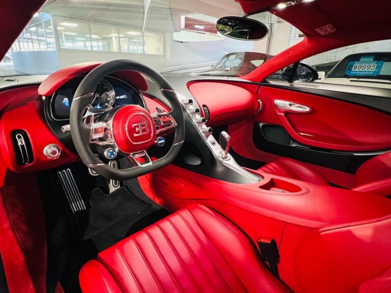 Bugatti Chiron Hire UK | Kroovel Hypercar Rental