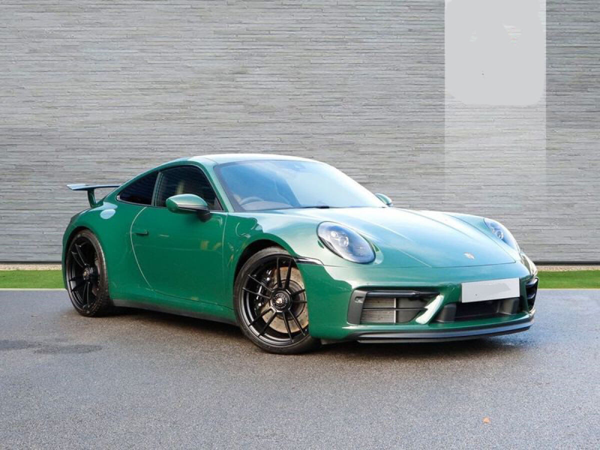 Exotic Sports Car Hire | Ferrari, Lamborghini & Porsche | Kroovel